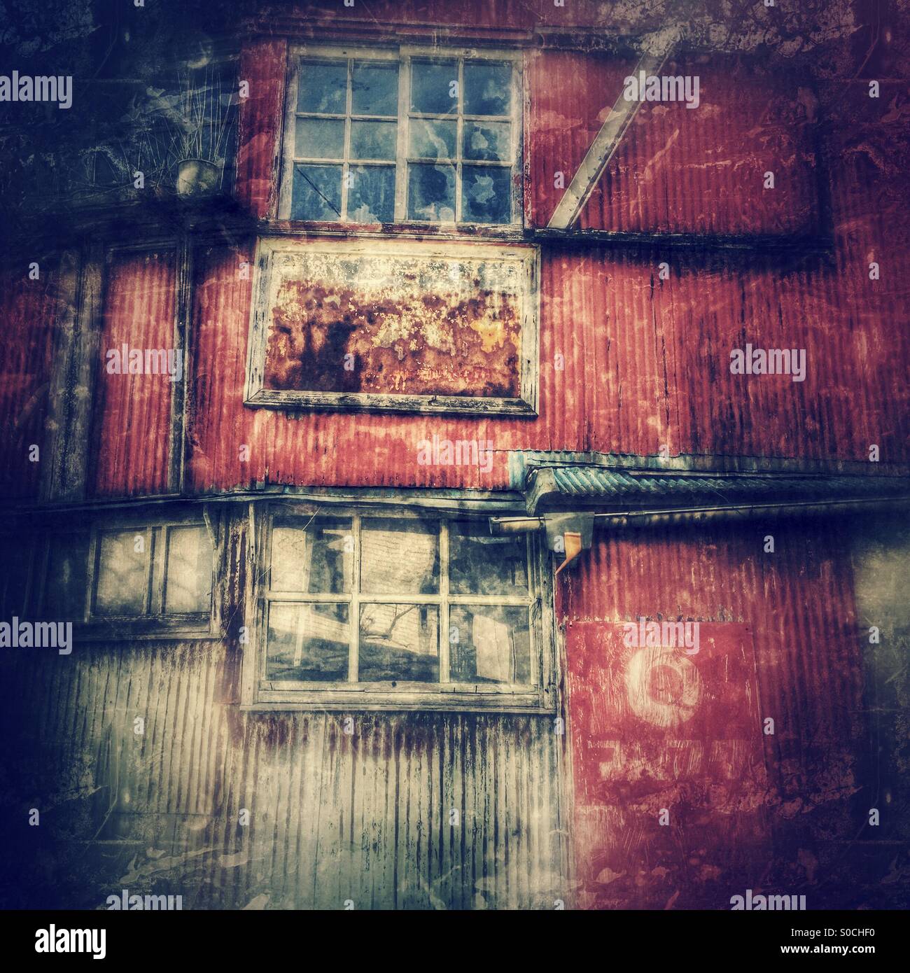Old rusty windows hi-res stock photography and images - Alamy