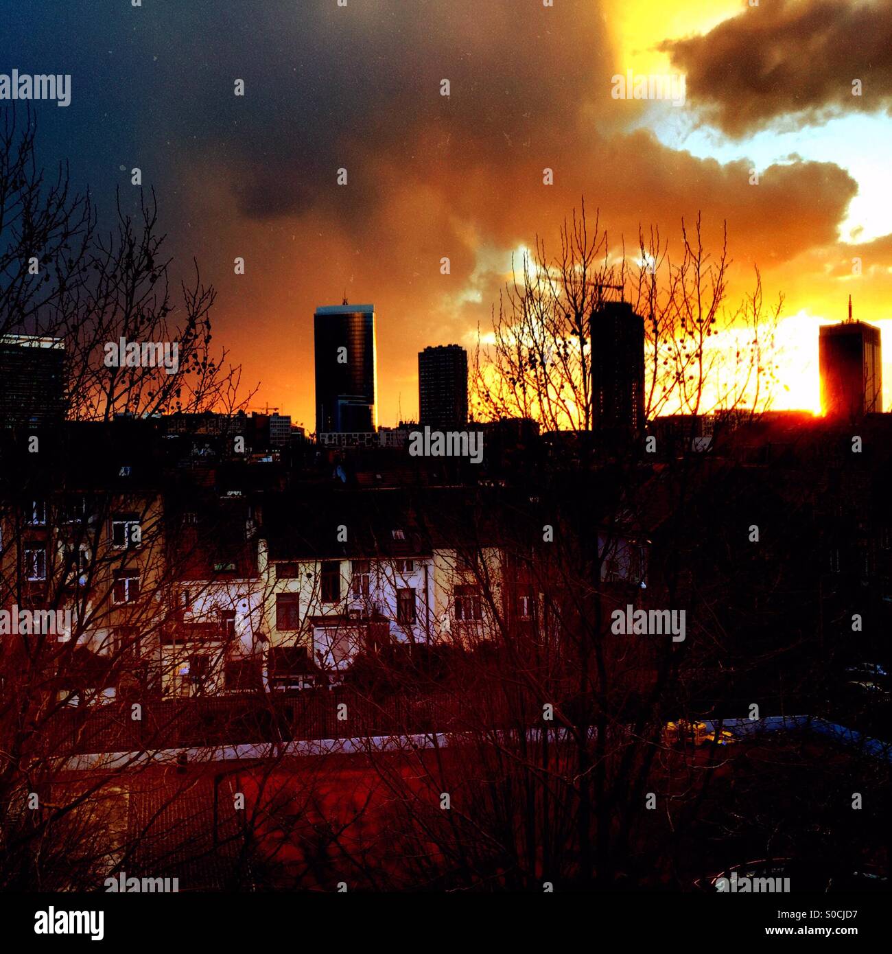 Old and new skyline hi-res stock photography and images - Alamy