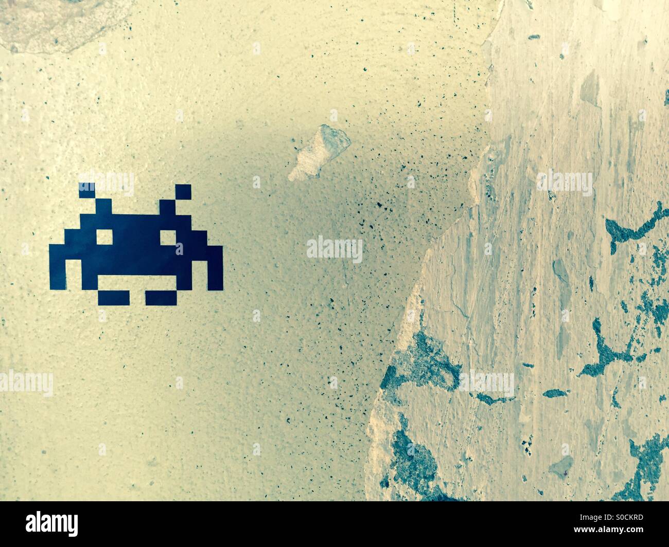 Space invaders hi-res stock photography and images - Alamy