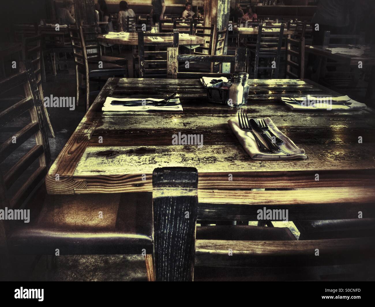 Lunch time tables hi-res stock photography and images - Alamy