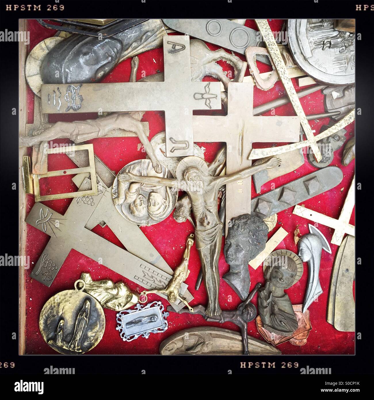 Christian religious objects hi-res stock photography and images - Alamy