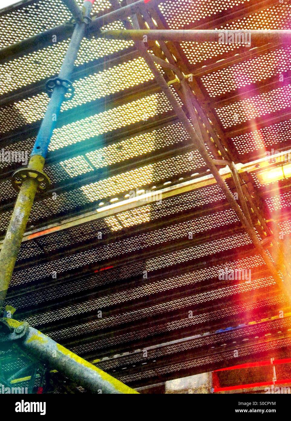 Colourful scaffolding hi-res stock photography and images - Alamy