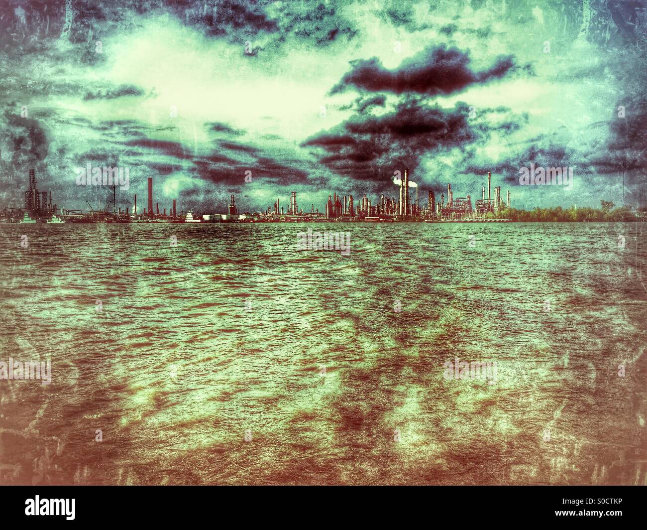 Industry buildings hi-res stock photography and images - Alamy