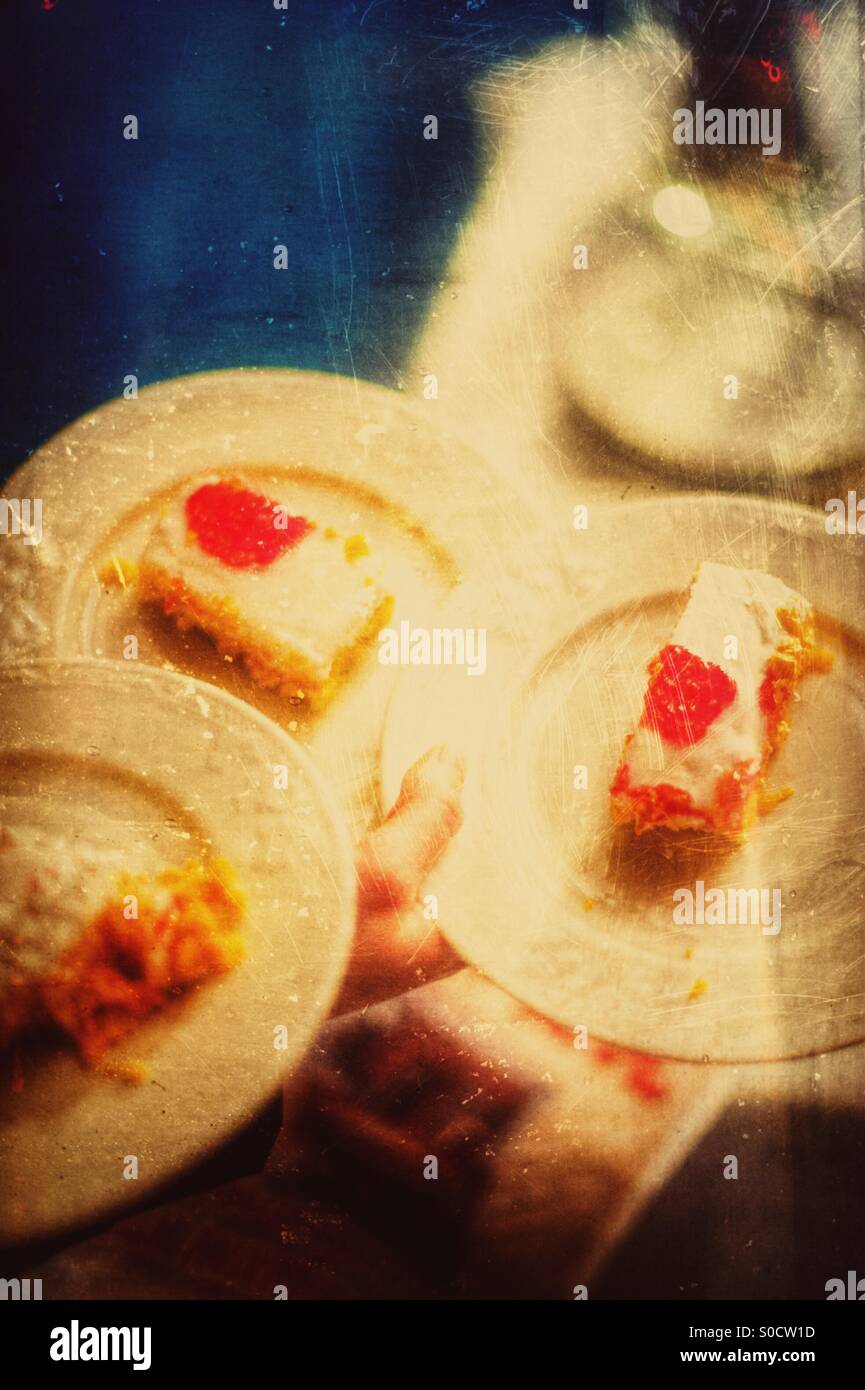 3 portions hi-res stock photography and images - Alamy