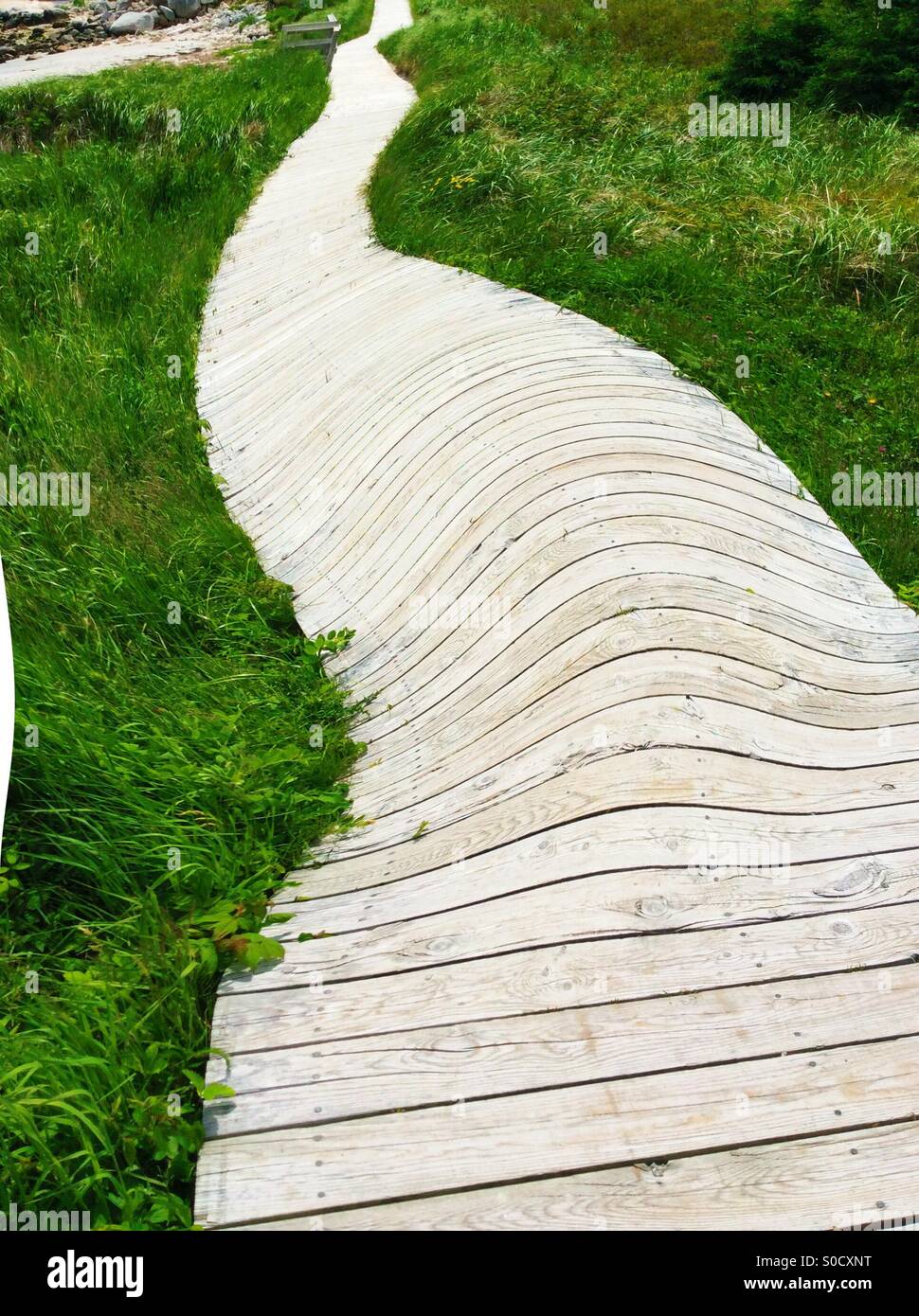 Curved boardwalk hi-res stock photography and images - Alamy