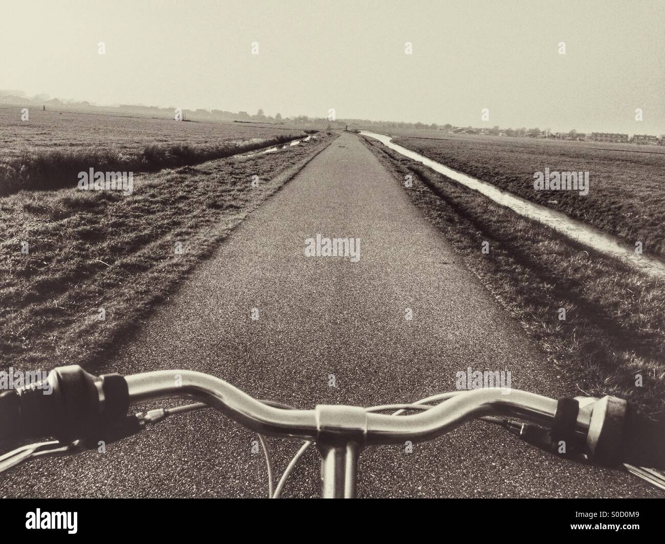 Dutch country bike path hi-res stock photography and images - Alamy