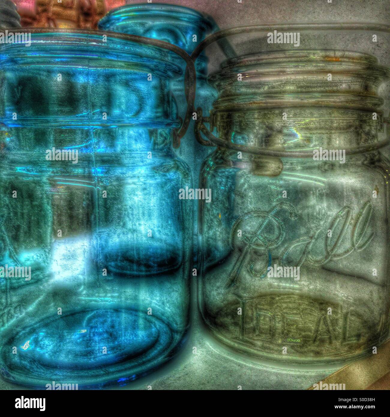 Antique canning jars hi-res stock photography and images - Alamy