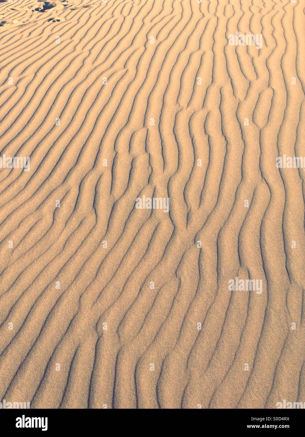 Waves in desert hi-res stock photography and images - Alamy