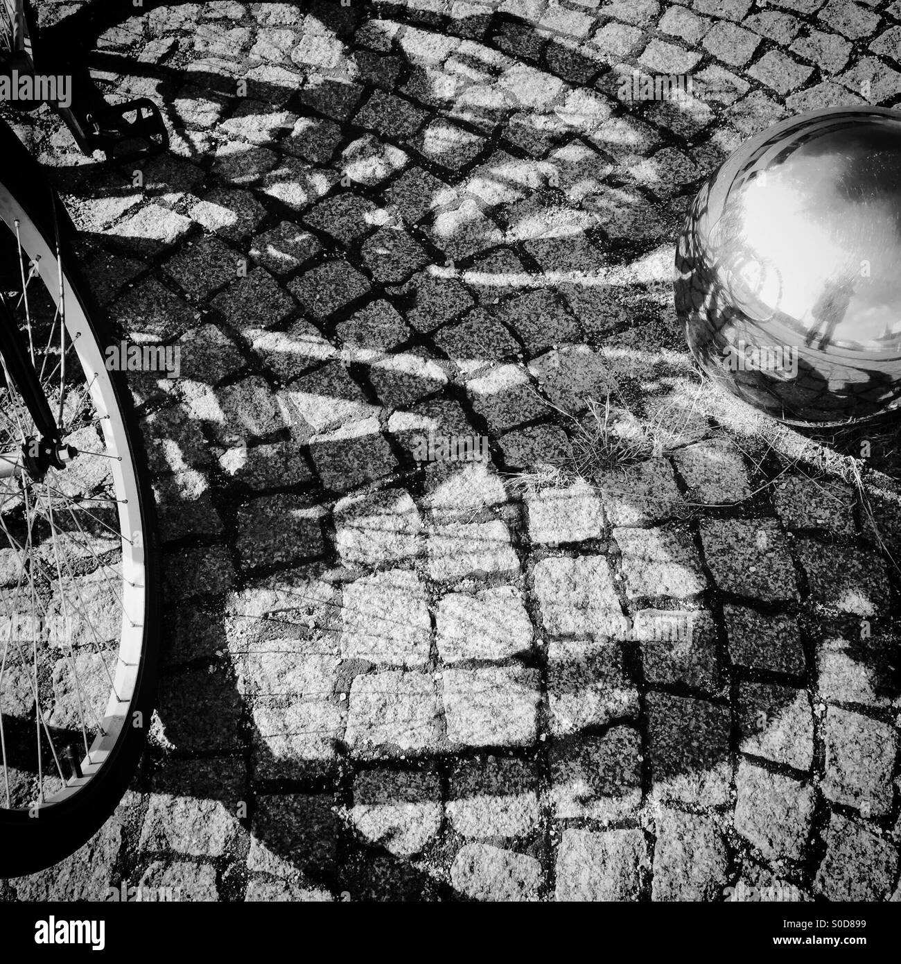 Bike shadow Black and White Stock Photos & Images - Alamy