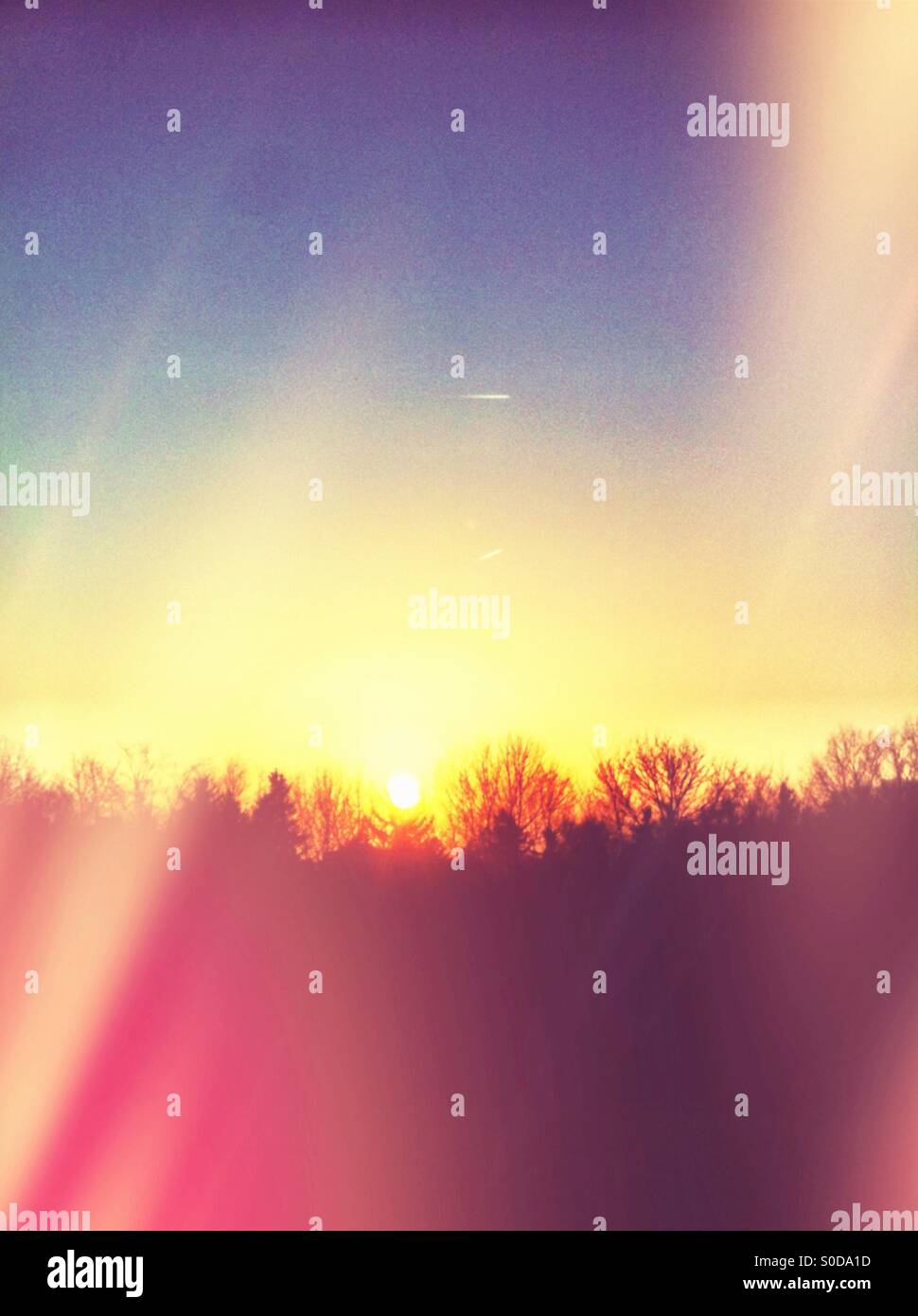 Simple sunset hi-res stock photography and images - Alamy