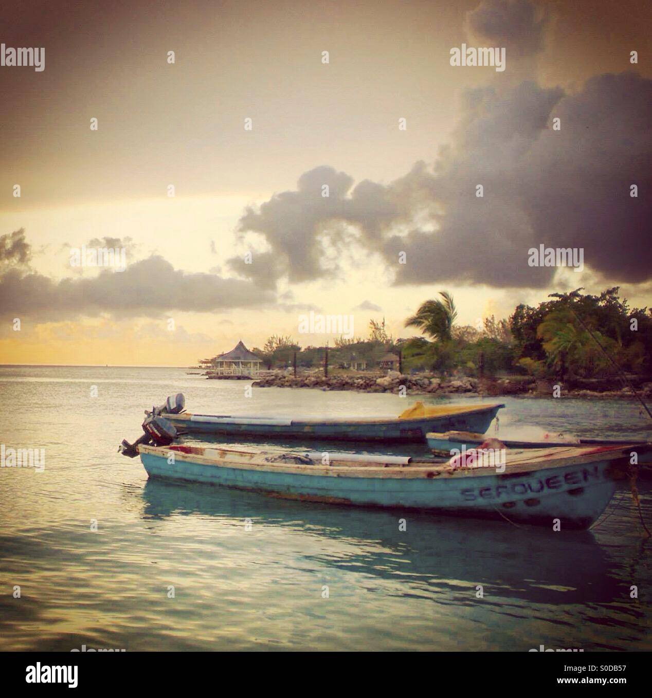 Jamaican fishing boat hi-res stock photography and images - Alamy