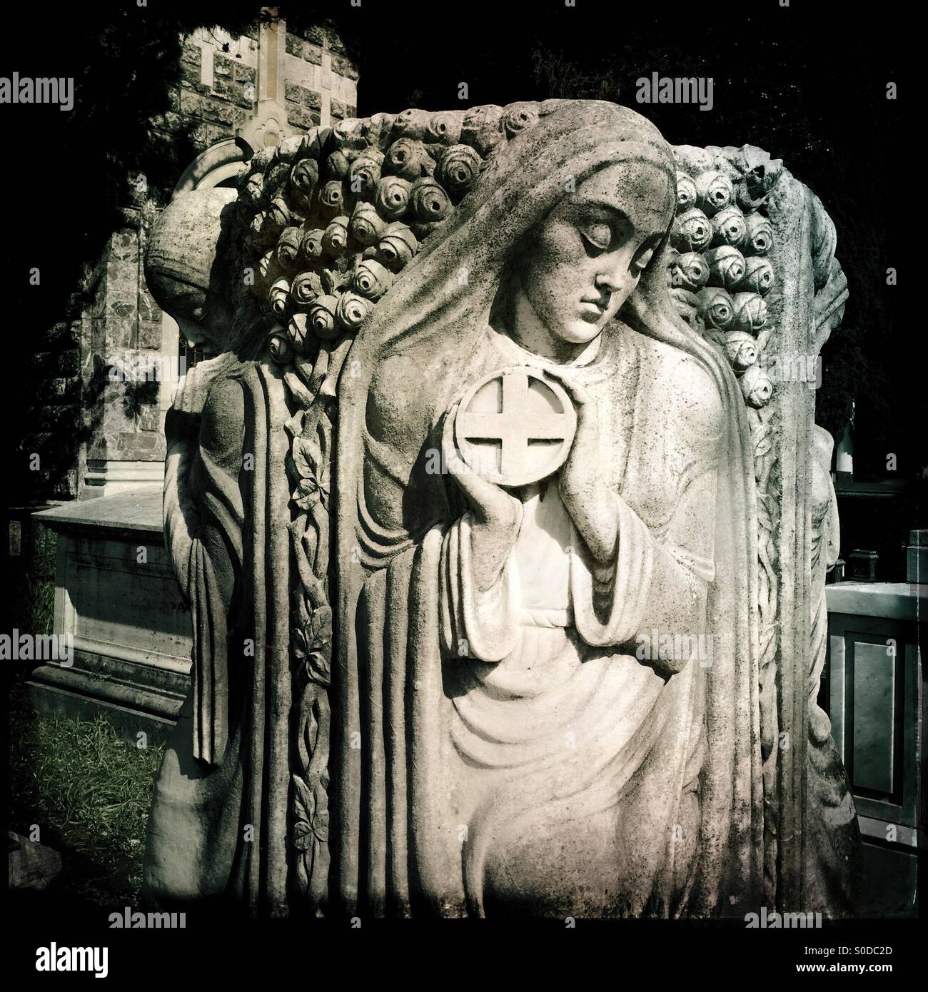 Detail of cemetery of Staglieno in Genoa, Italy Stock Photo - Alamy