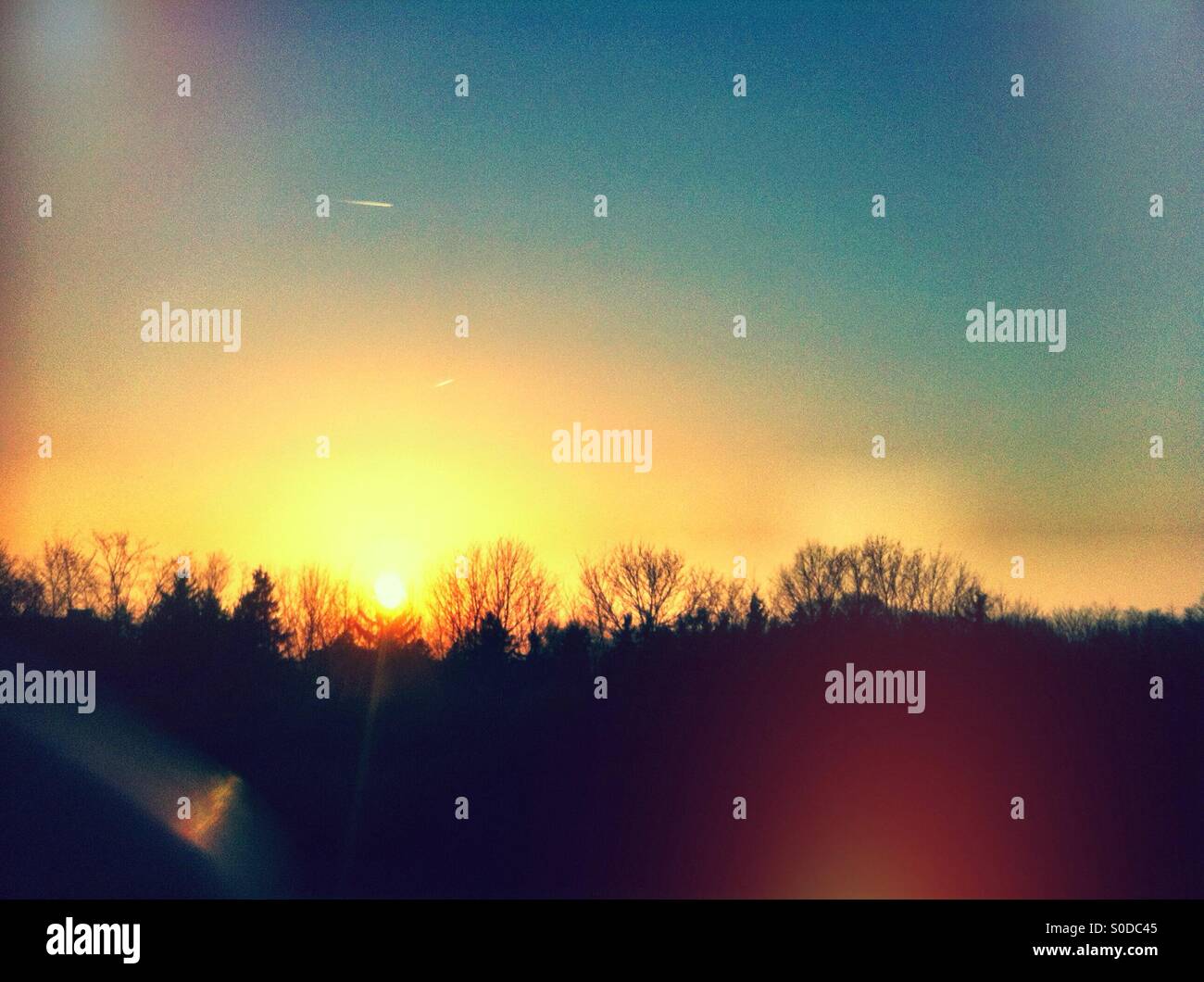 Simple sunset hi-res stock photography and images - Alamy