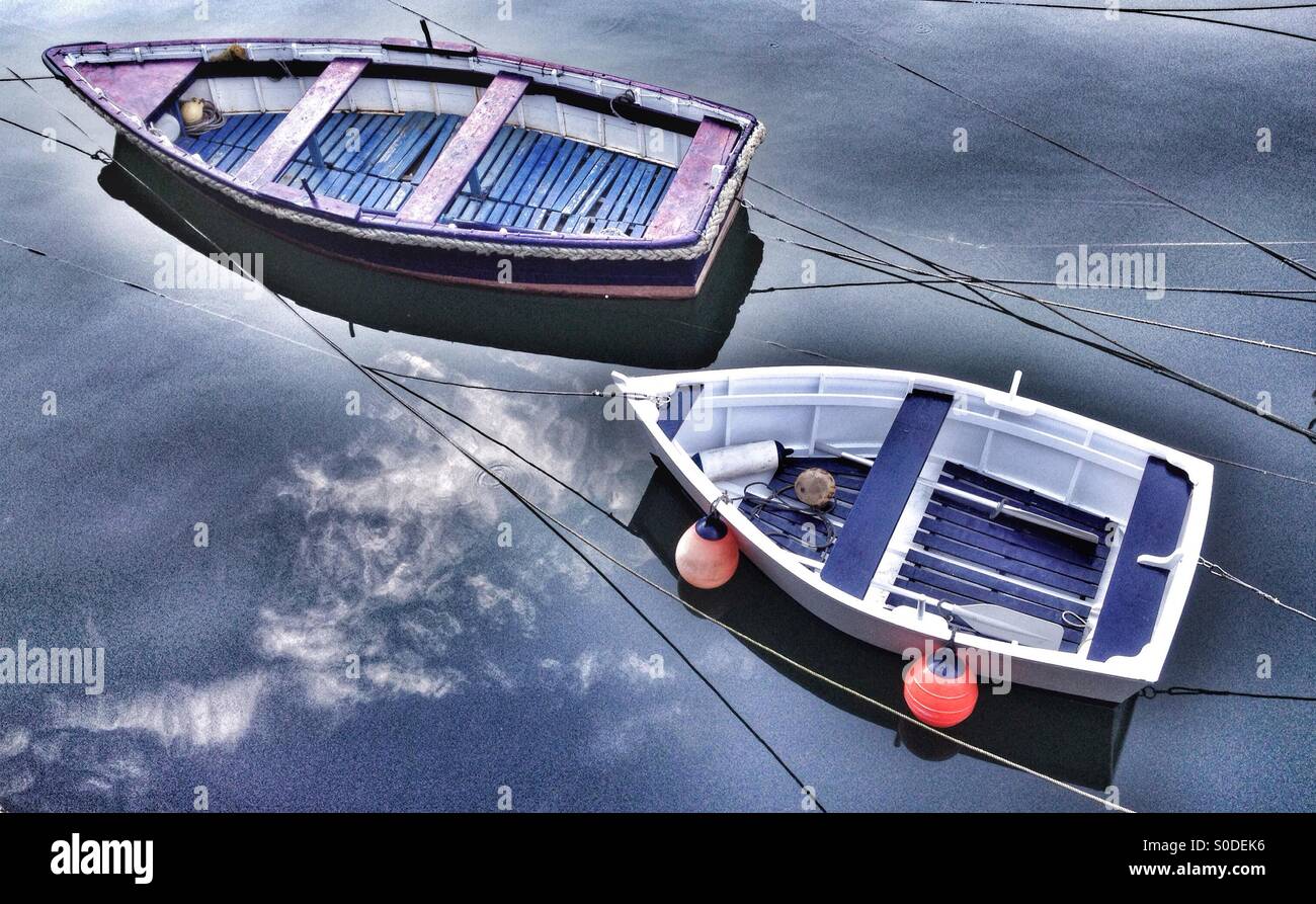 Natural view ocean fishing boat smartphone stock photos and images - Alamy