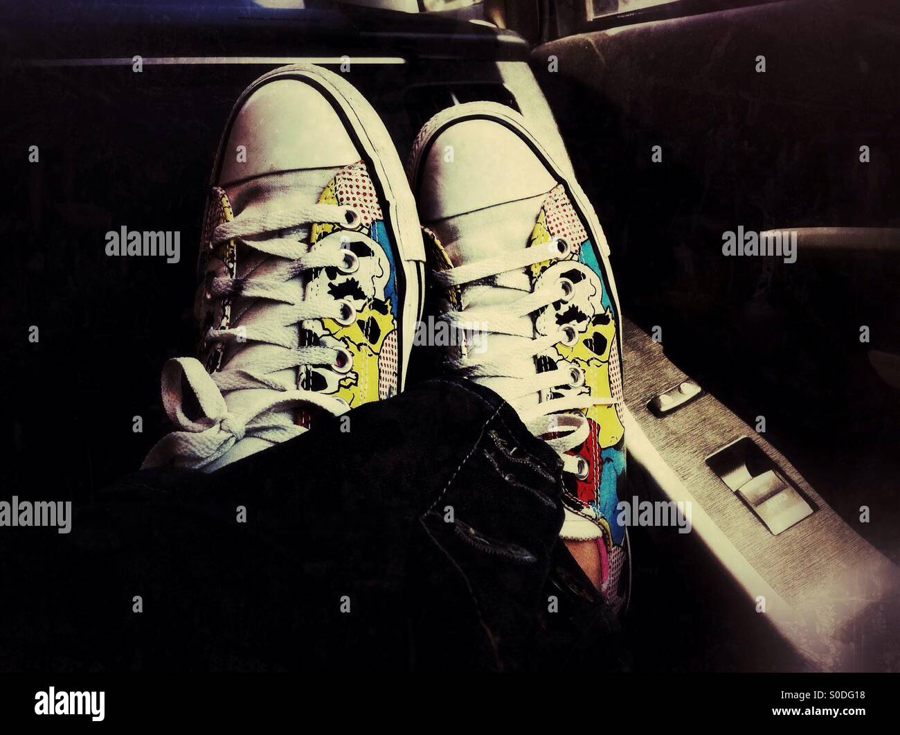 Feet in car hi-res stock photography and images - Alamy