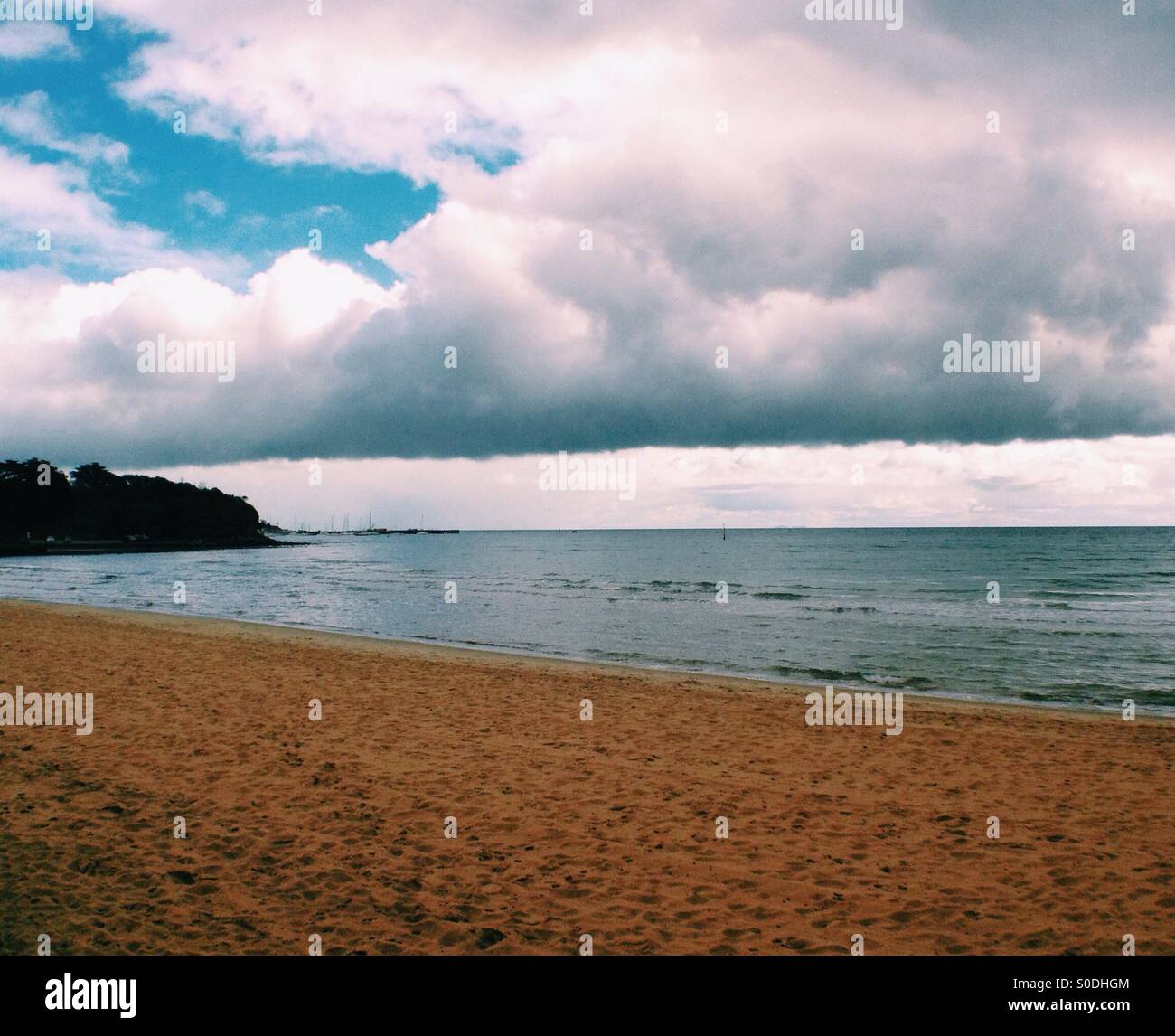Walking along the beach Stock Photo - Alamy