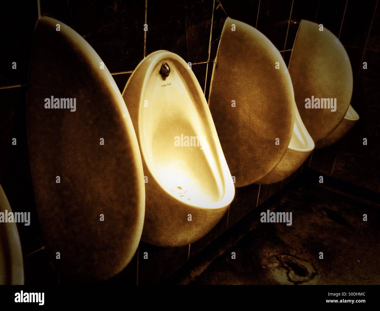 Urinals in the men's toilets Stock Photo - Alamy