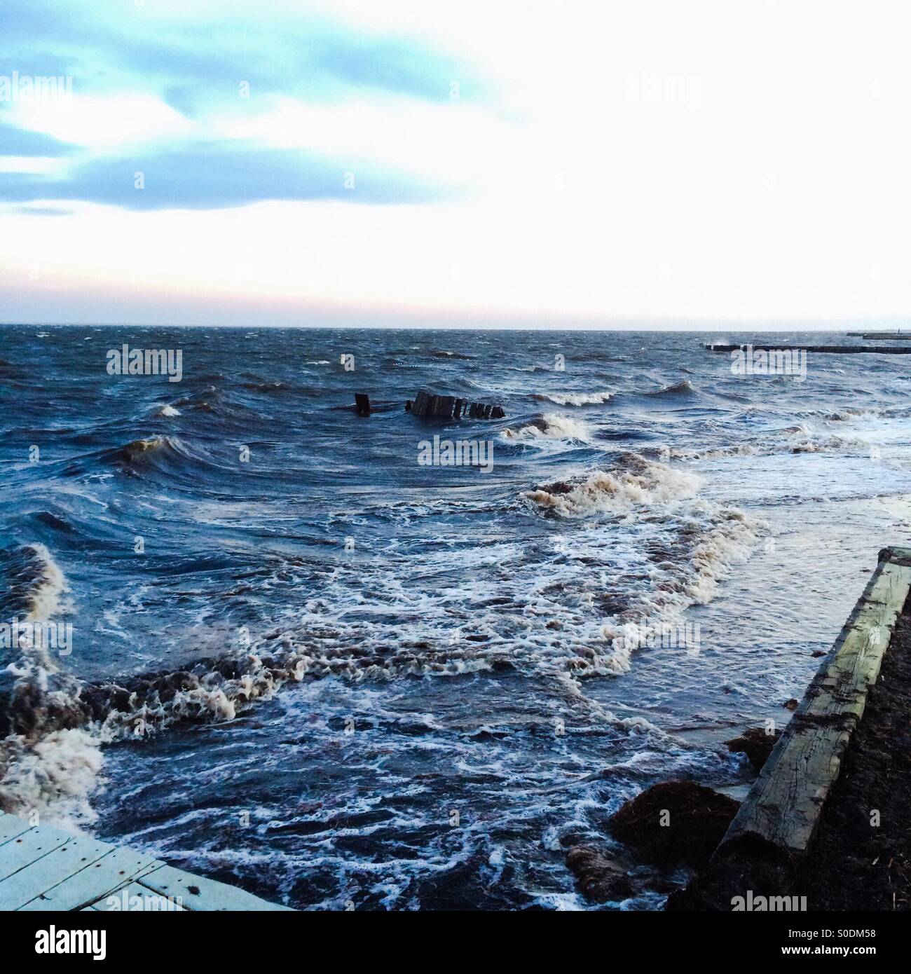 Choppy waves hi-res stock photography and images - Alamy