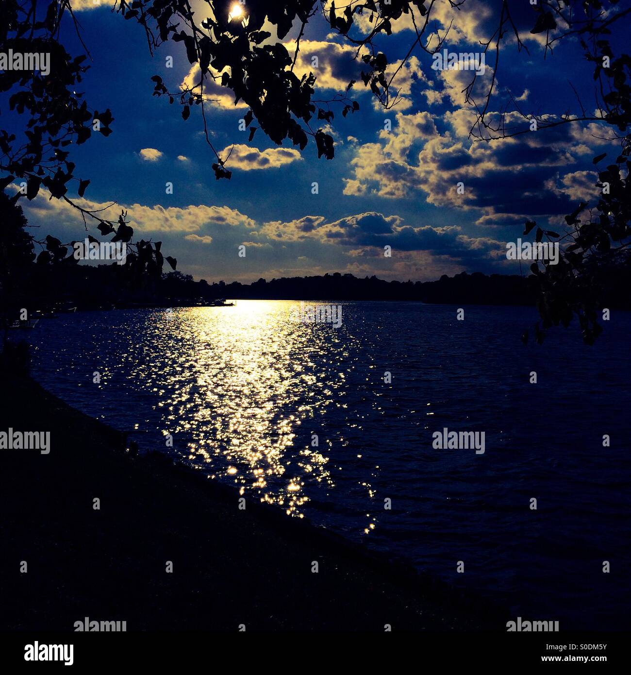Perfect sky hi-res stock photography and images - Alamy