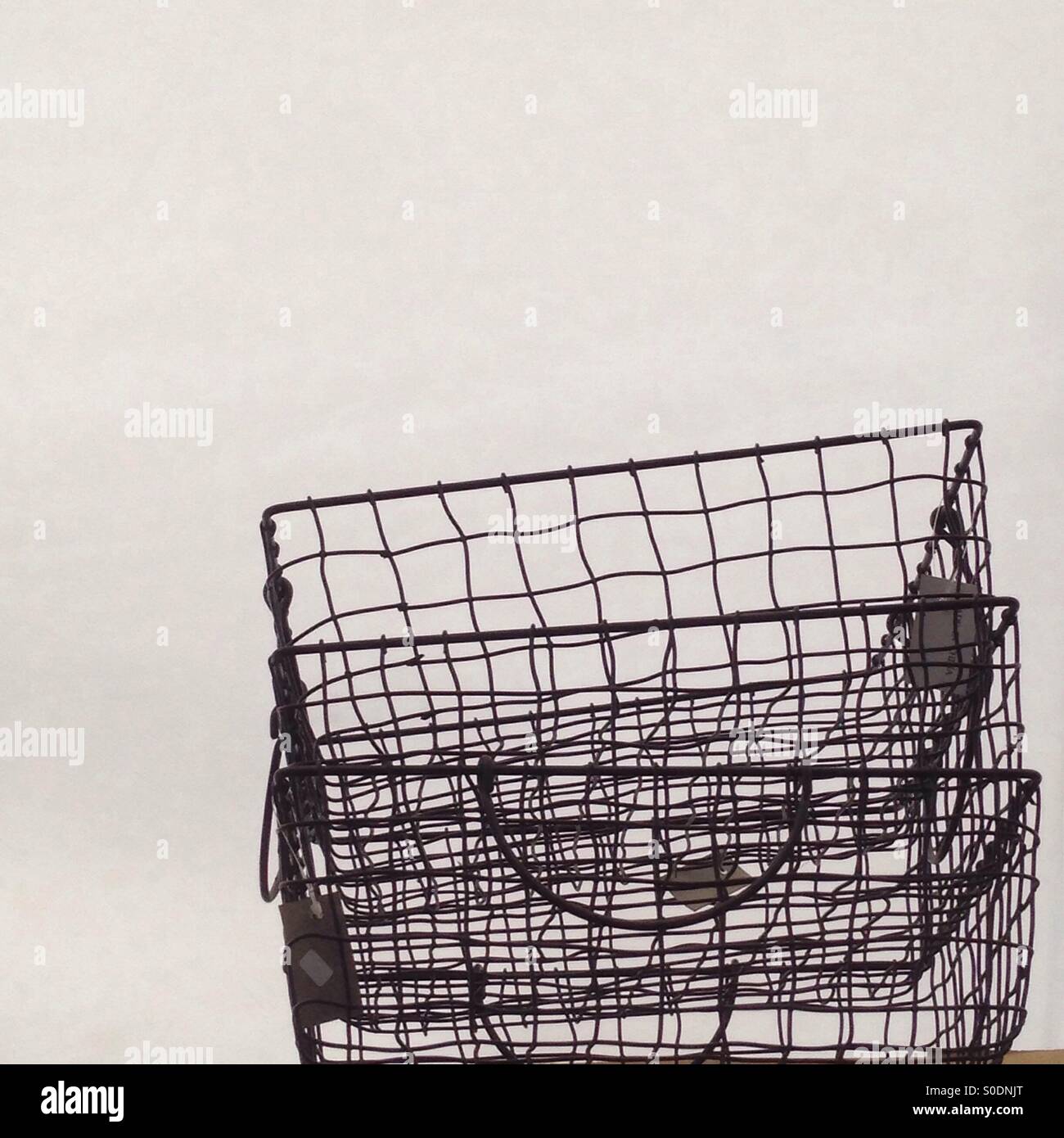 Wire baskets hi-res stock photography and images - Alamy