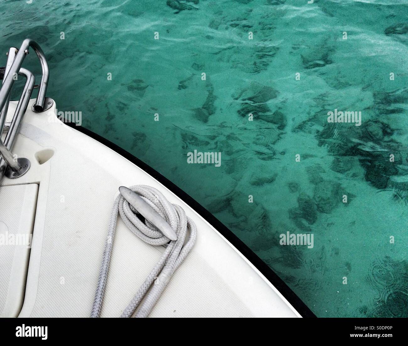 Clear blue green water hi-res stock photography and images - Alamy