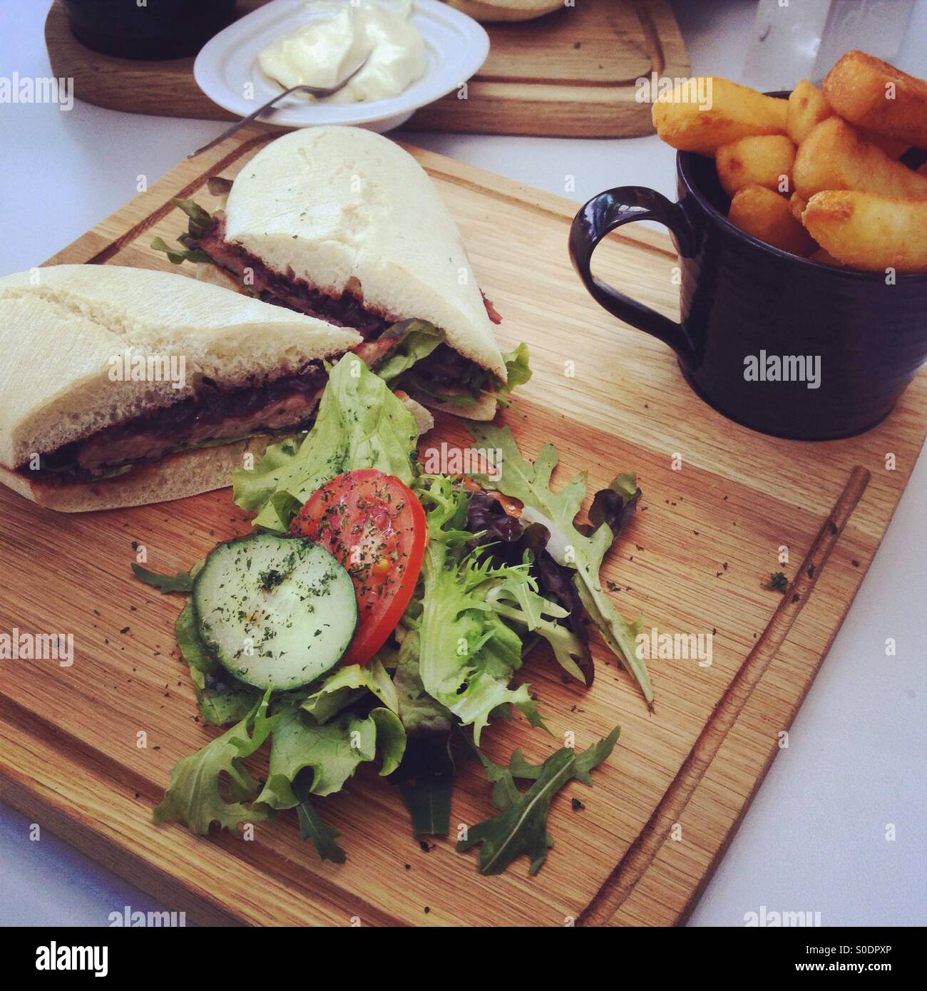 Bar meal hi-res stock photography and images - Alamy