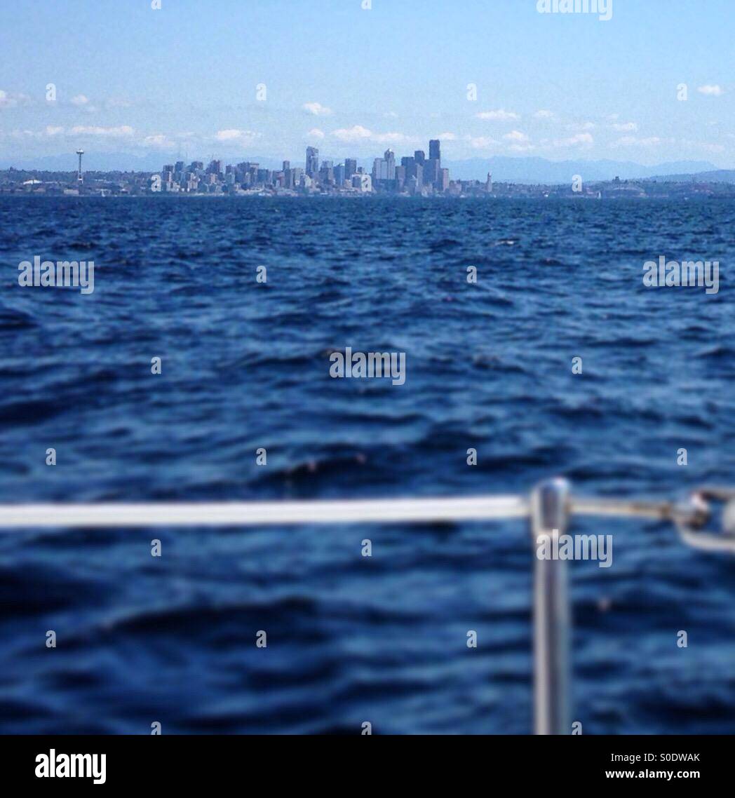 Seattle view from water hi-res stock photography and images - Alamy