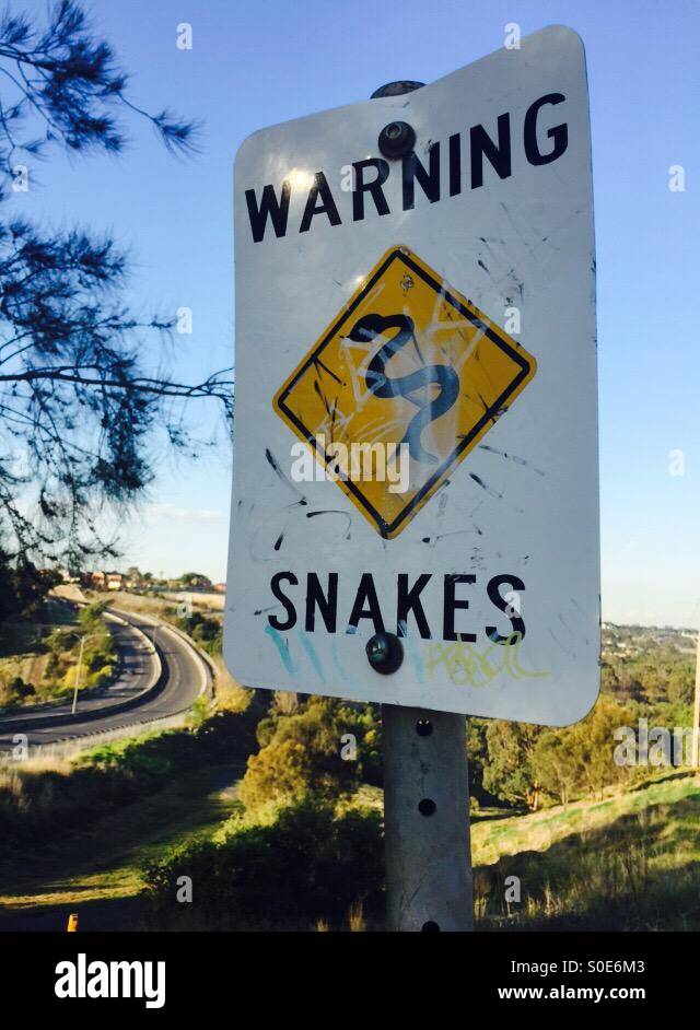 Snake warning sign australia hi-res stock photography and images - Alamy