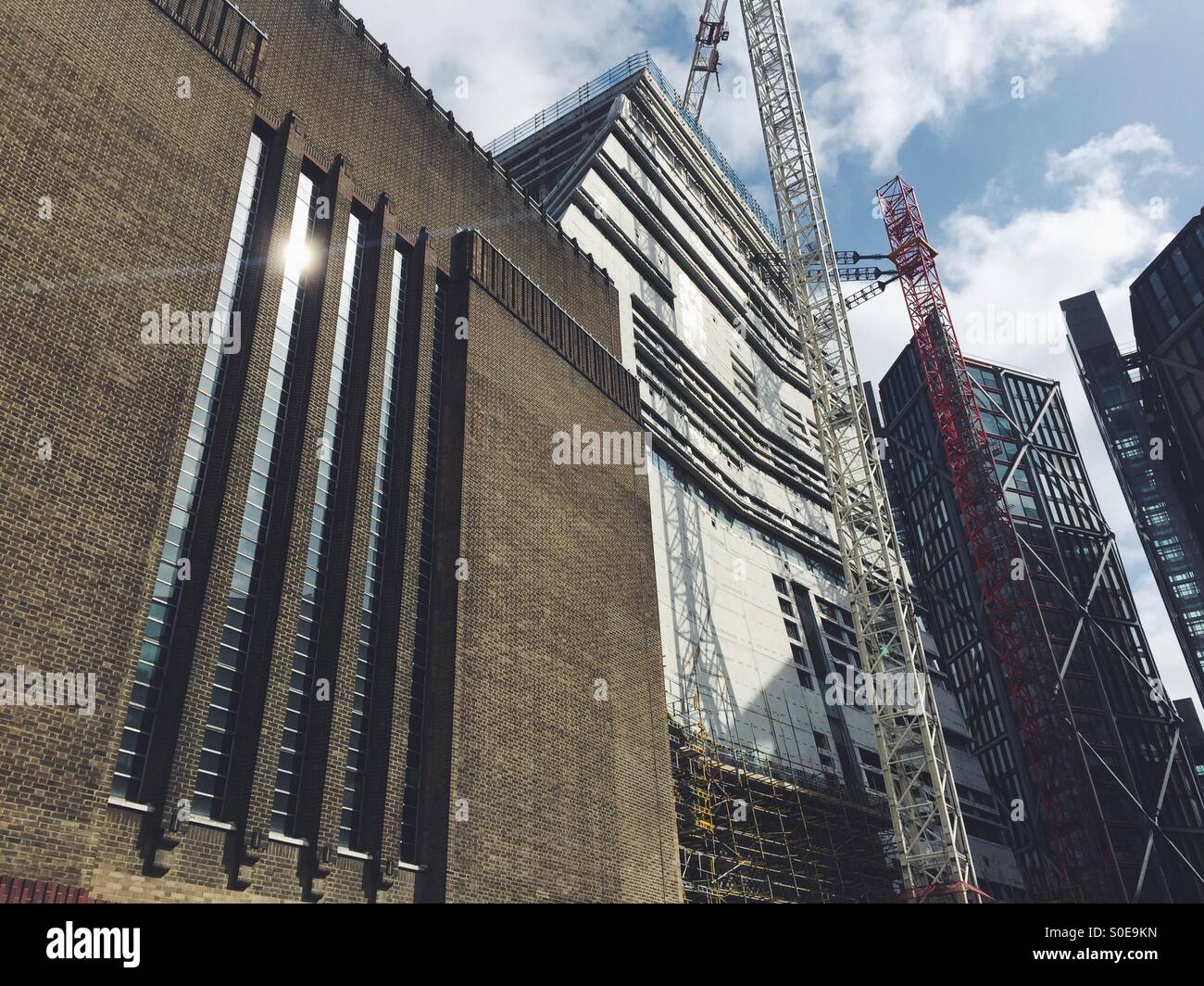 Modern london architecture hi-res stock photography and images - Alamy