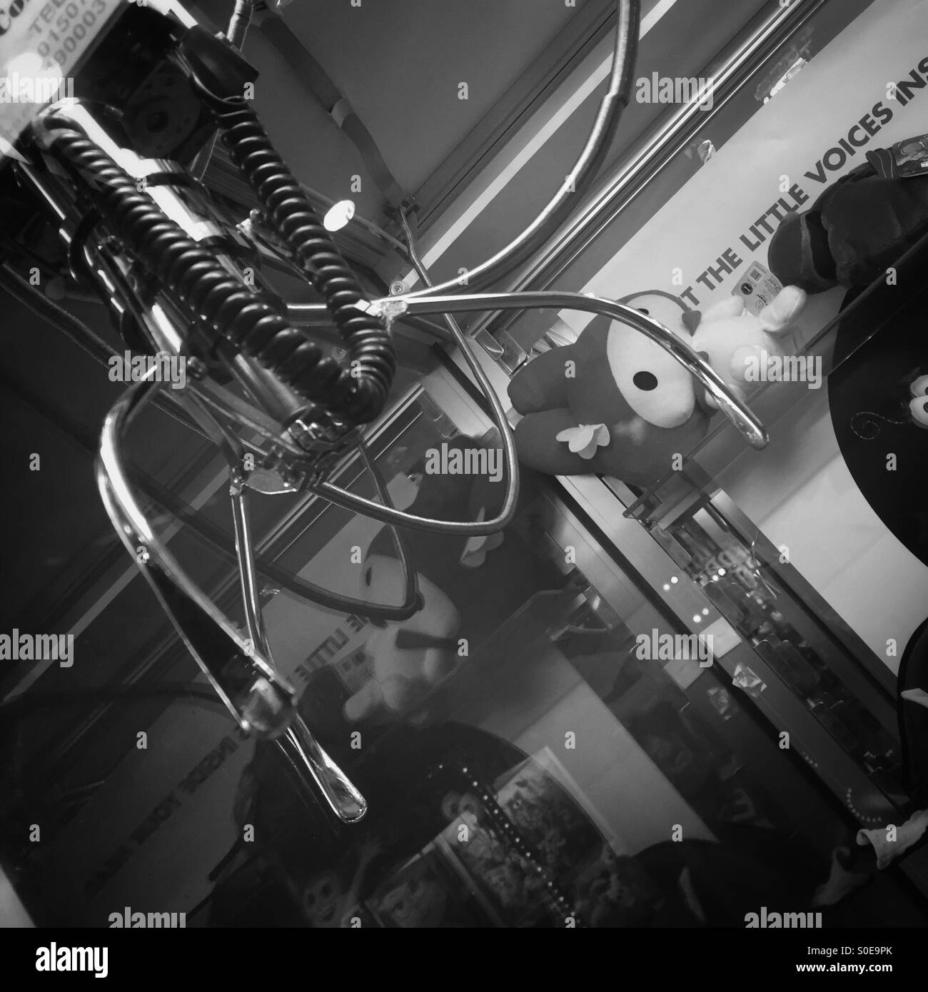 Arcade claw game hi-res stock photography and images - Alamy