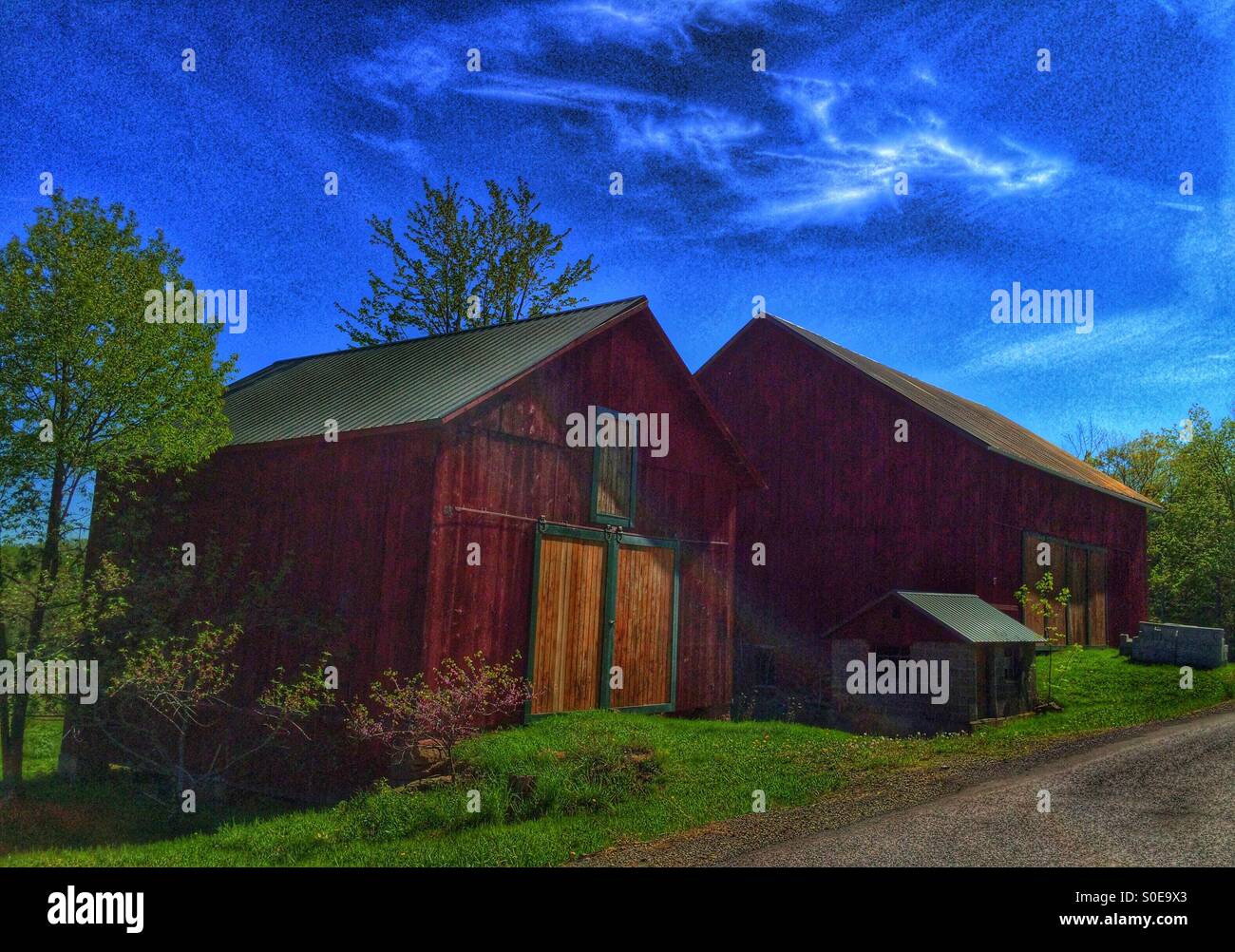 Roadside Barn Pair Stock Photo - Alamy