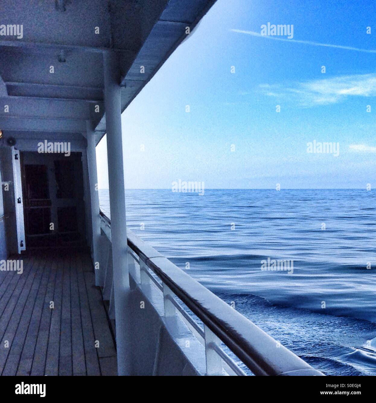 Sailing out to sea hi-res stock photography and images - Alamy