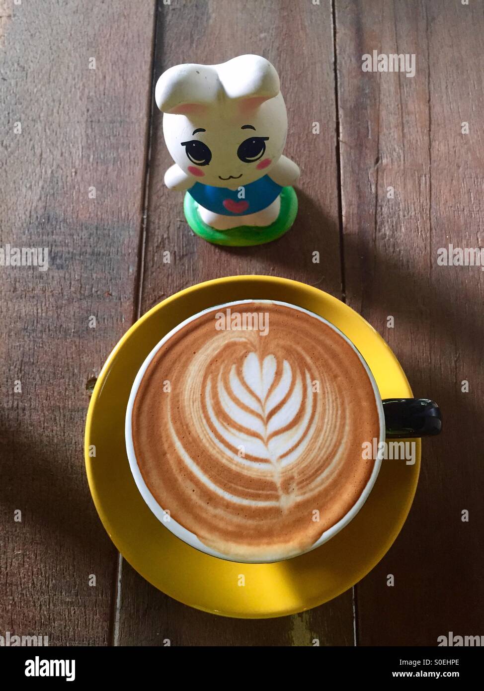 Caffe latte hi-res stock photography and images - Alamy