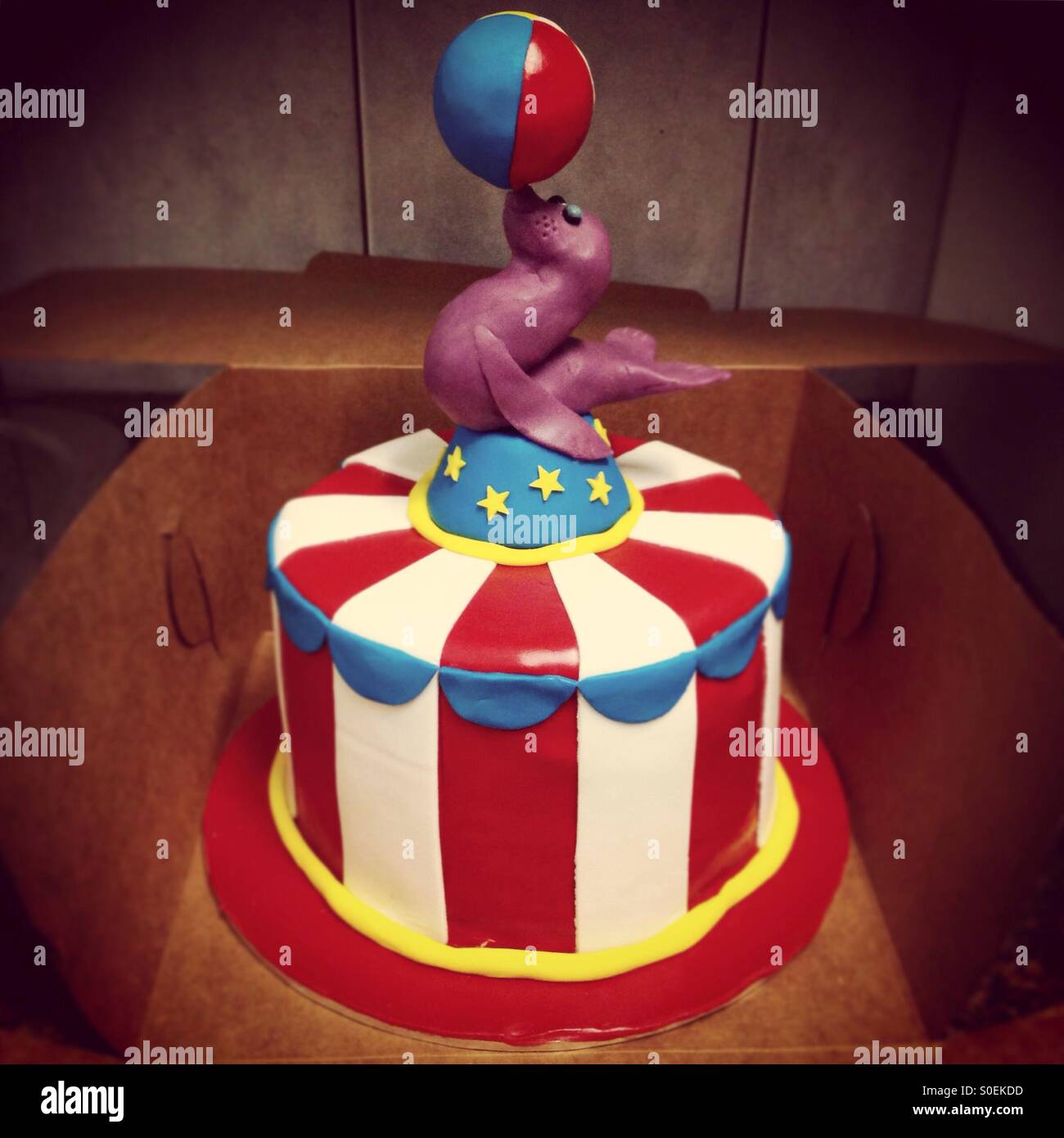 Circus food hi-res stock photography and images - Alamy