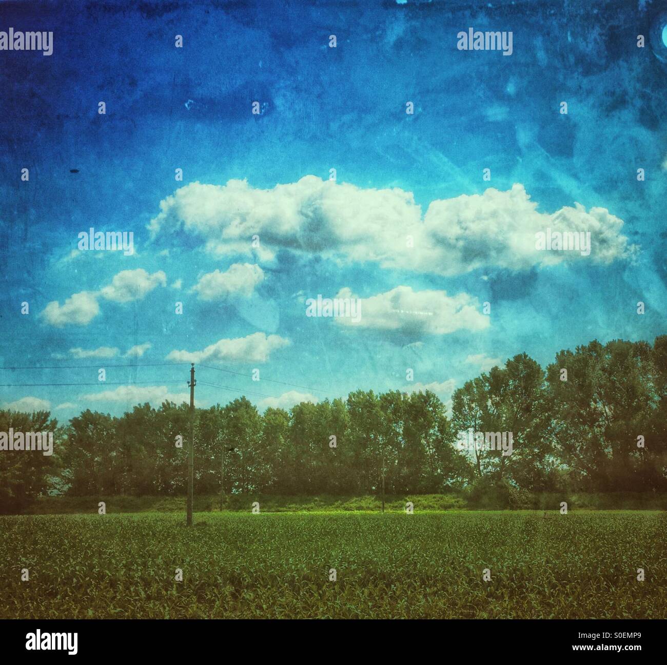 Simple landscape hi-res stock photography and images - Alamy