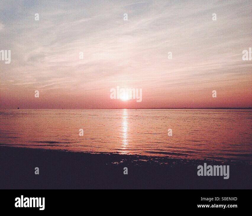 Home sunset hi-res stock photography and images - Alamy