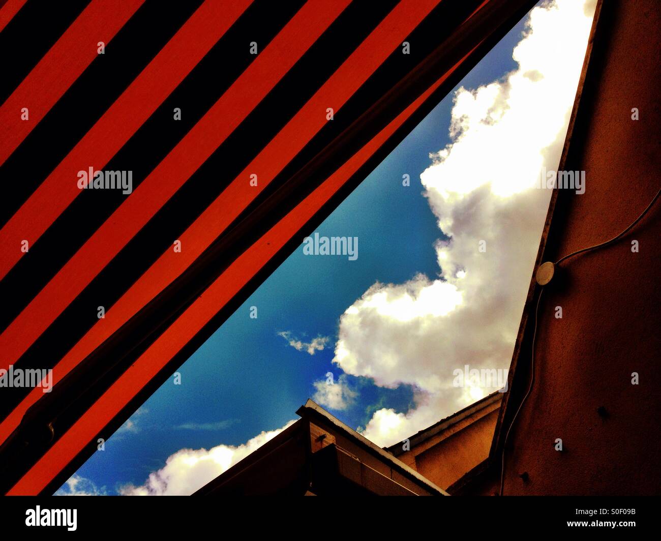 Awning stripes hi-res stock photography and images - Alamy