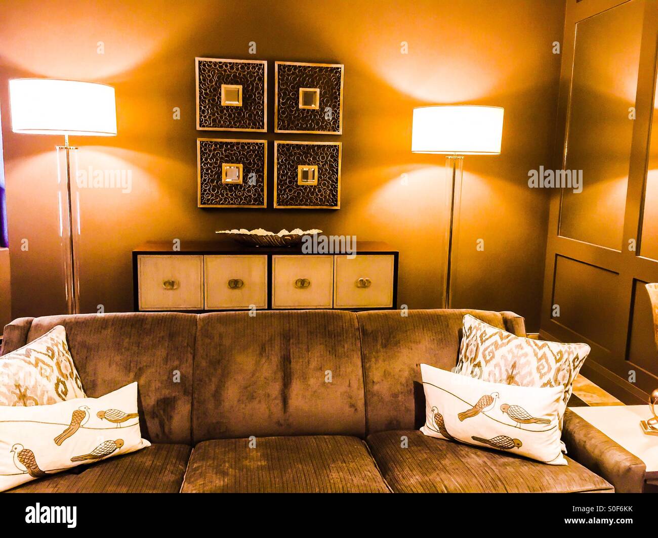 Well appointed lobby Stock Photo - Alamy