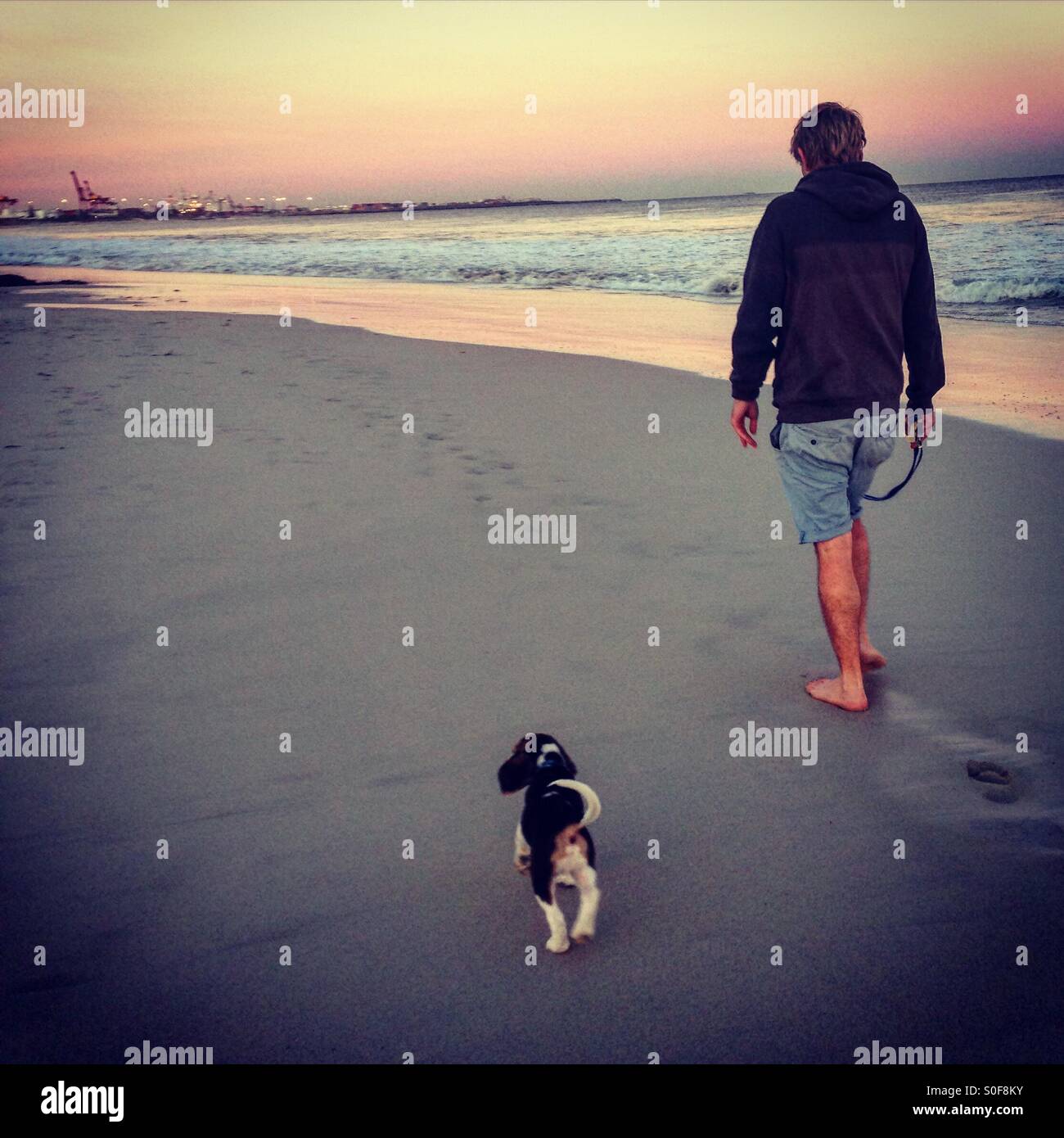 Friend walks hi-res stock photography and images - Alamy