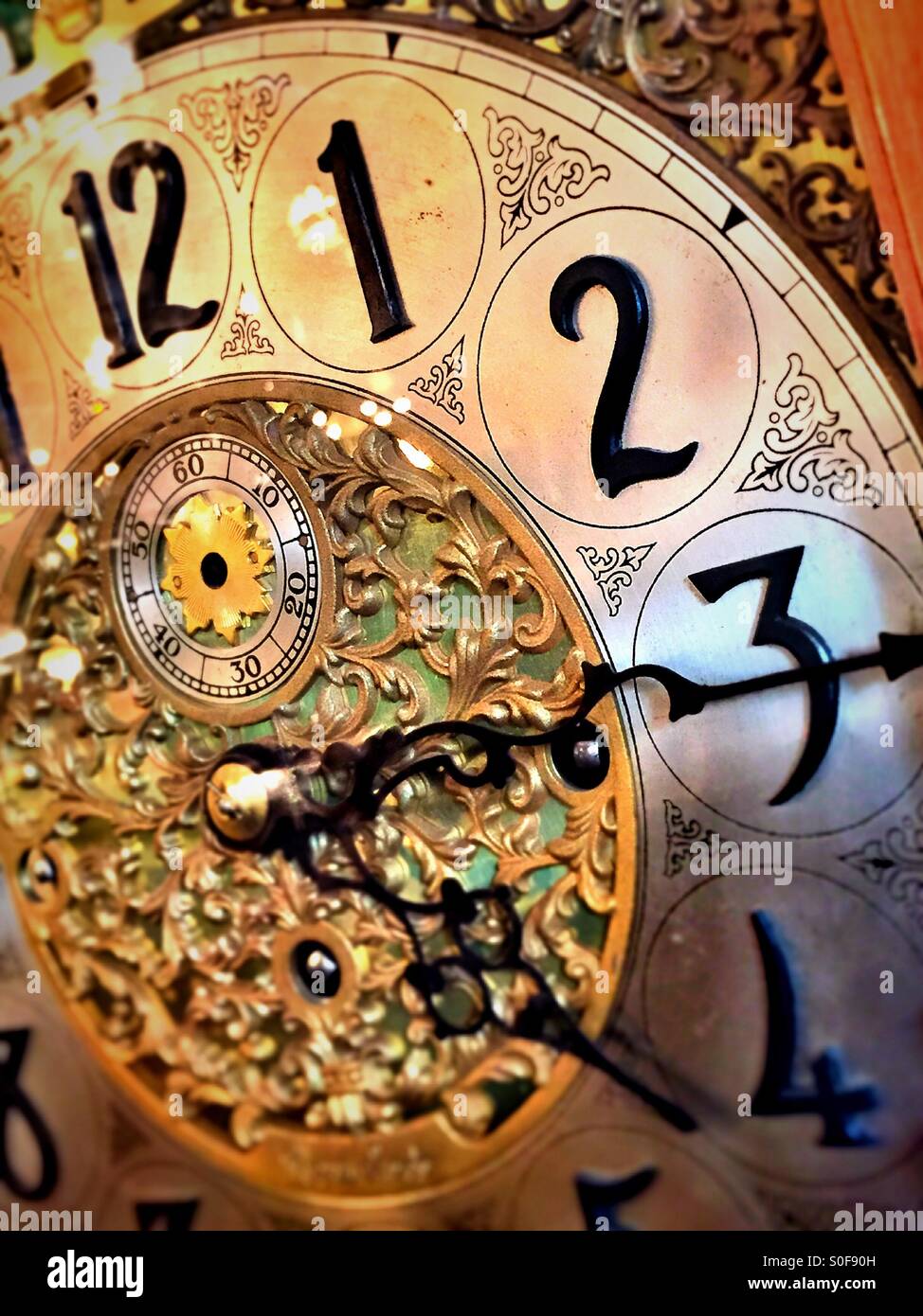 Vintage Clock Face Stock Photos & Vintage Clock Face Stock Images - Alamy