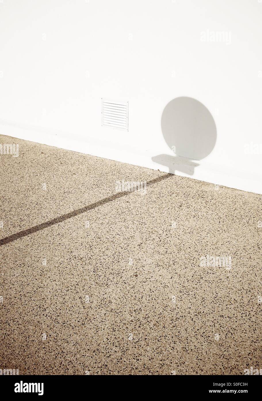Sign shadow hi-res stock photography and images - Alamy