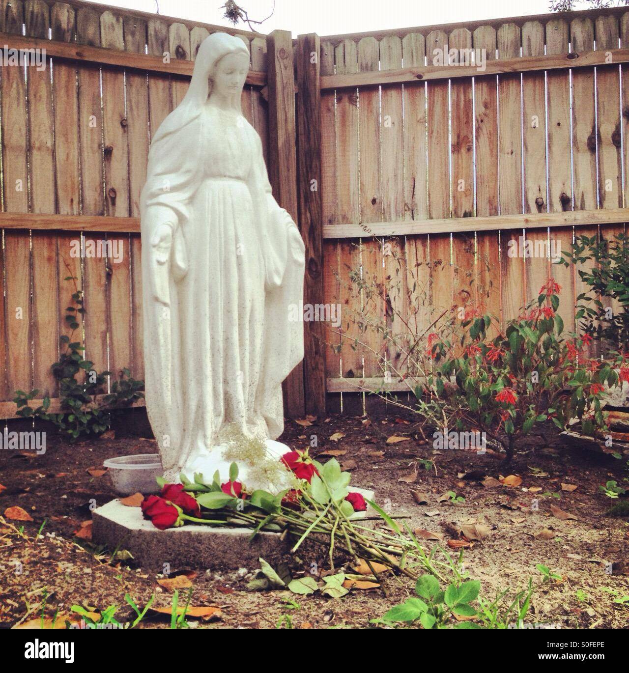 Marian prayer hi-res stock photography and images - Alamy
