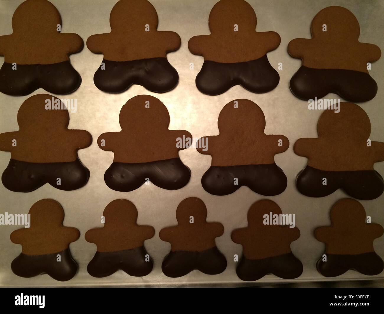 Chocolate gingerbread men hi-res stock photography and images - Alamy