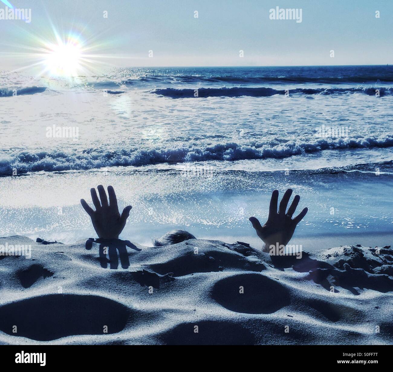 Hands reaching help hi-res stock photography and images - Alamy