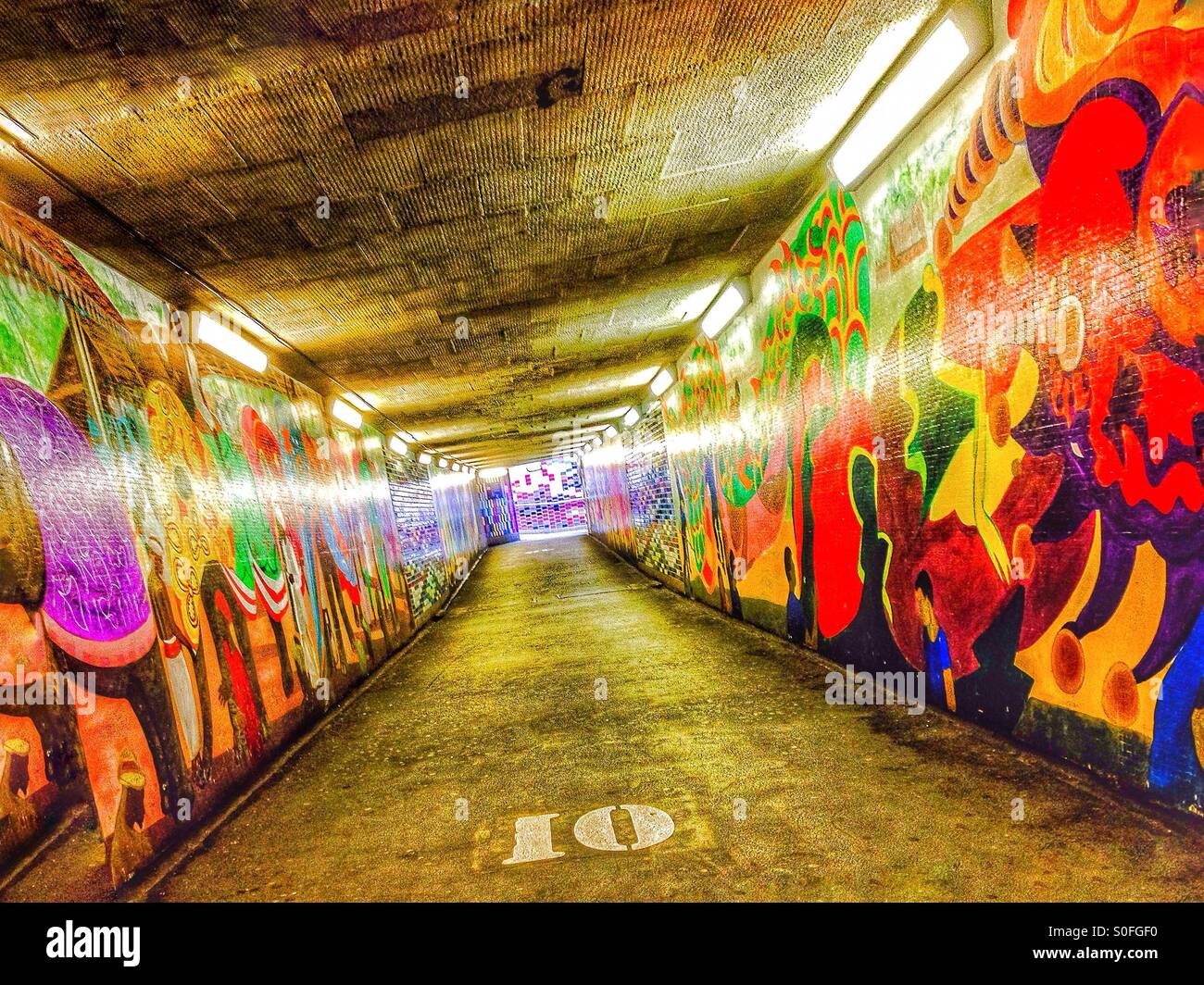 Elephant and Castle underpass, South London Stock Photo - Alamy