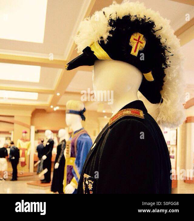 Masonic costume hi-res stock photography and images - Alamy
