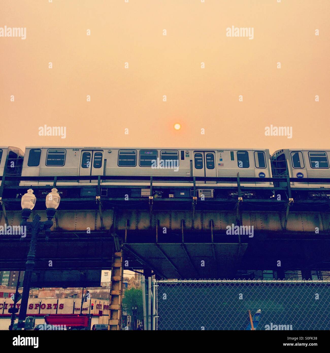 Cta red line hi-res stock photography and images - Alamy