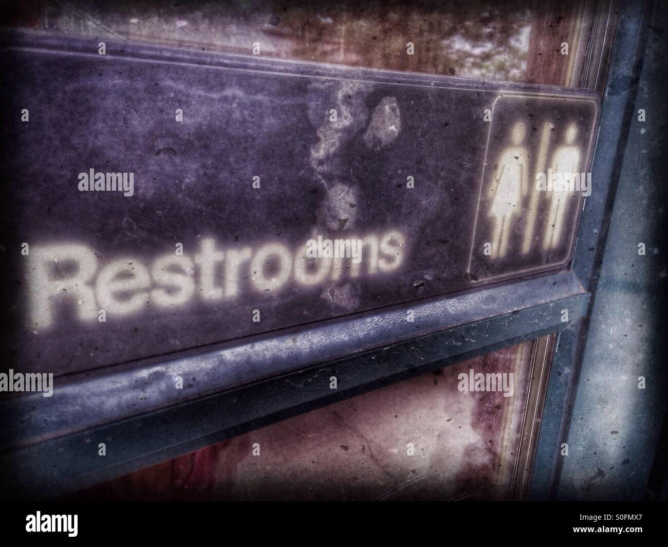 Restroom sign (2 Stock Photo - Alamy