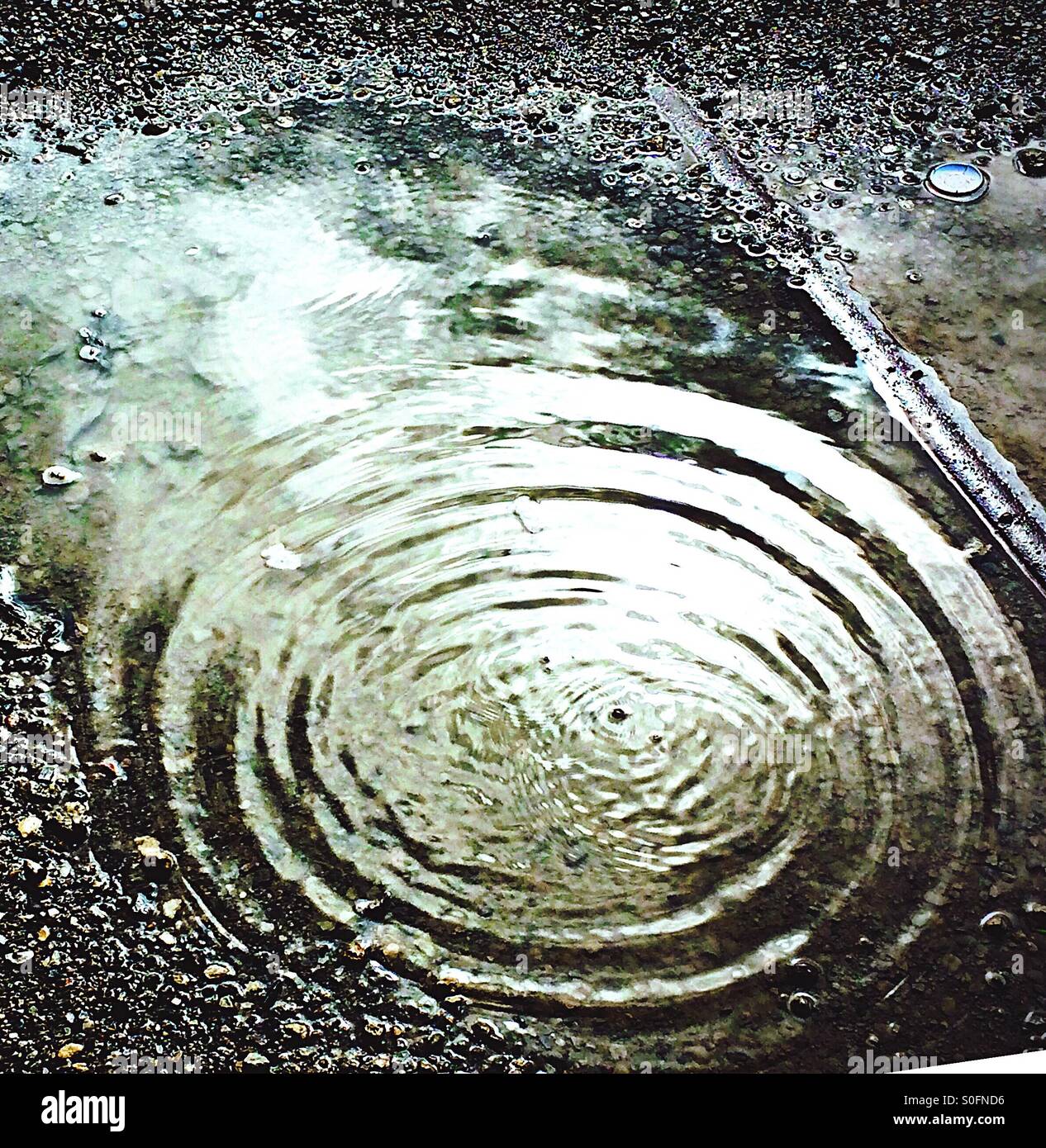 Street puddles hi-res stock photography and images - Alamy