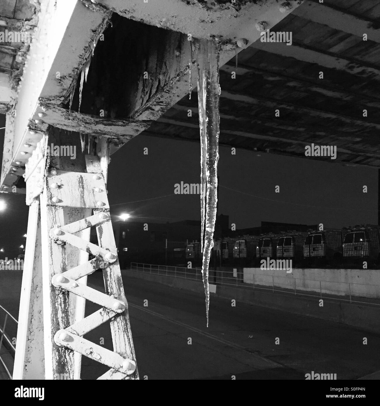 Icicle in a frigid Chicago winter Stock Photo - Alamy